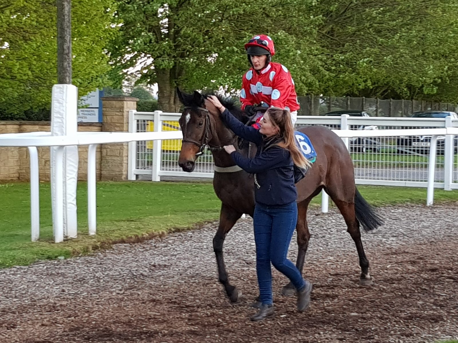Hot In The City - Starting Gate Racing